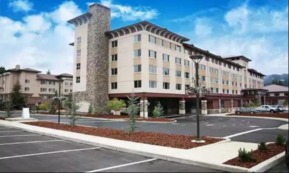 Seven Feathers Casino Resort